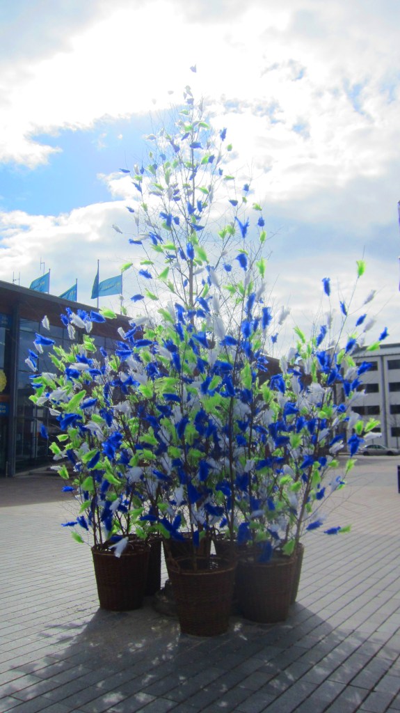 | Glad påsk – Happy Eastersemiswede